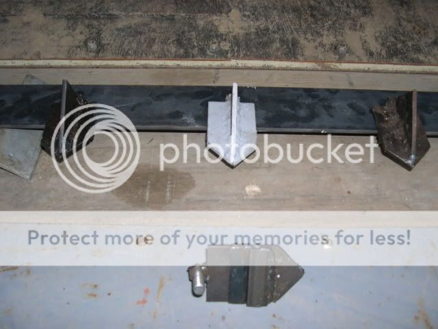 Just finished my homemade version of the Superior scoop/Johnny Bucket ...